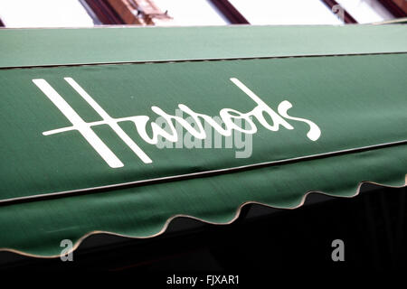 Advertising canopy over the entrance of the famous Harrods department ...