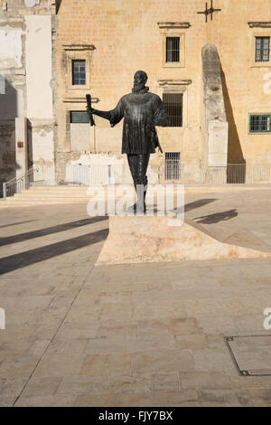 Statue of Grand Master Jean de Vallette Stock Photo - Alamy