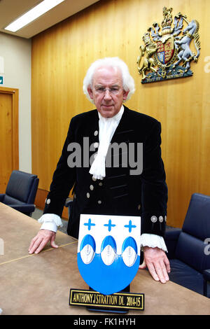 New High Sheriff Tony Stratton (R) being sworn in at Oxford Crown Court ...