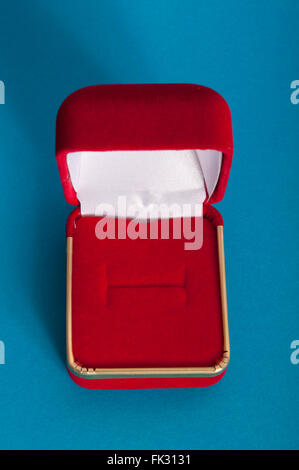 Empty ring box Stock Photo - Alamy