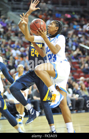 California forward Courtney Range (24) shoots against Sacramento State ...