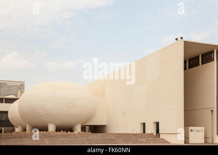 Weill Cornell Medical College in Doha, Qatar Stock Photo - Alamy