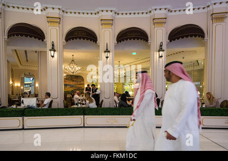 Upmarket Angelina Cafe in Dubai Mall United Arab Emirates Stock Photo ...