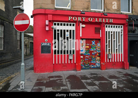 The Port O' Leith Bar in Constitution Street, Leith, Edinburgh ...