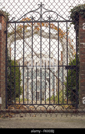 Path Leading through Gate to Old Cottage in Walled English Country ...