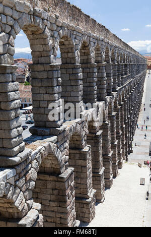 Close-up of the Segovia aqueduct Stock Photo - Alamy
