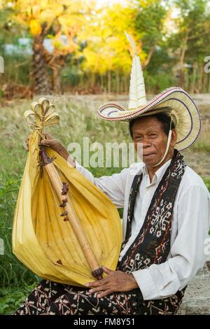 People of Kupang, West Timor, Indonesia. Nov 2005 Stock Photo - Alamy