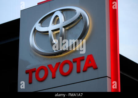 Markenname: "Toyota", Berlin Stock Photo - Alamy