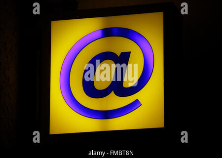 das @ (at) Zeichen, Berlin Stock Photo - Alamy