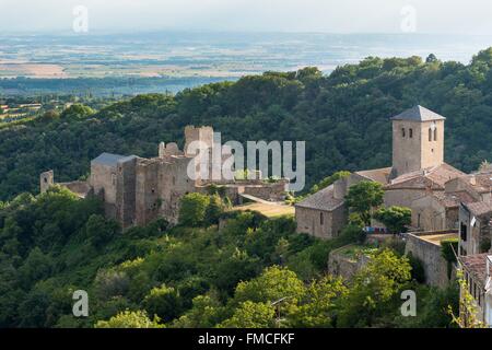 France, Aude, Cathare Country, Saissac village and its 10th century ...