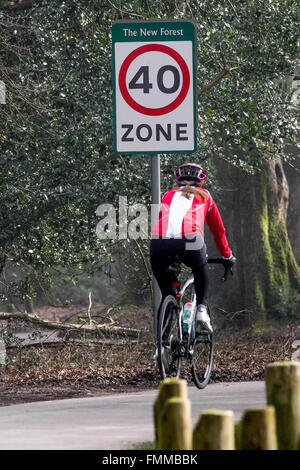 A 40 Mile an hour Speed Zone sign in the New Forest Hampshire Stock ...