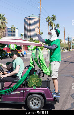 Phoenix, Arizona, USA. 12th March, 2016. The 33rd Annual St. Patrick’s ...