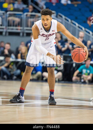 Orlando, FL, USA. 13th Mar, 2016. Memphis guard Ricky Tarrant Jr. (20 ...