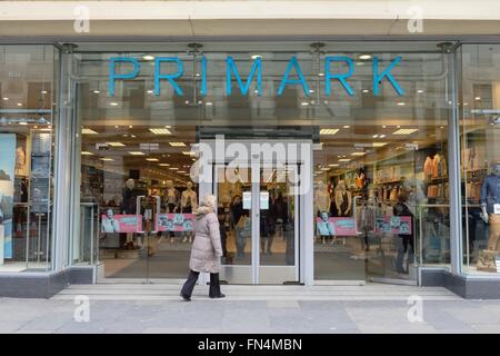 Primark store in the city centre, The Headrow, Leeds, West Yorkshire ...