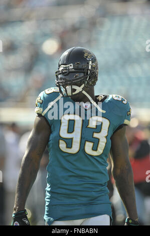 Jacksonville Jaguars' Bobby McCray (93) and Scott Starks (31) leave the ...