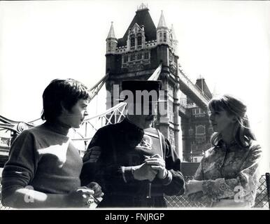 THE BUTTERCUP CHAIN, Jane Asher, Sven-Bertil Taube, 1970 Stock Photo ...