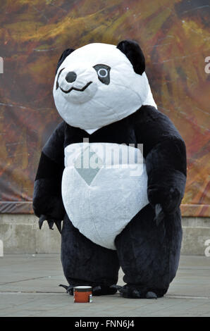 London,UK,4 March 2016, Romanians act as floating living statues front ...