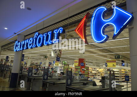 Carrefour supermarket entrance in Spain Stock Photo: 210910137 - Alamy