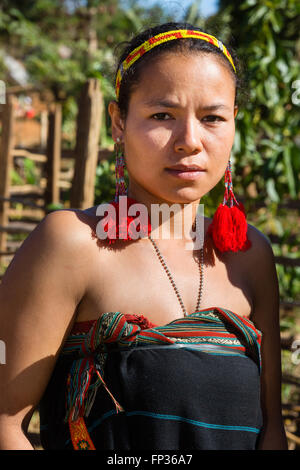 Phnong woman in traditional costume, ethnic minority, Pnong, Bunong ...