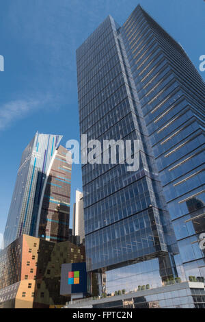 Microsoft, 11 Times Square, New York, NYC storefront photo of a ...