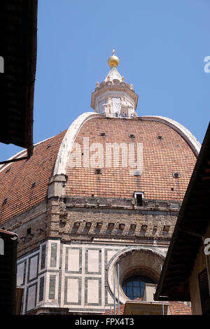 Cathedral of Saint Mary of the Flower on a cloudy summer day in ...