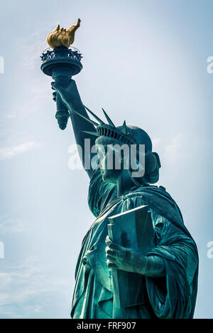 Statue of Liberty left hand with tablet Stock Photo - Alamy