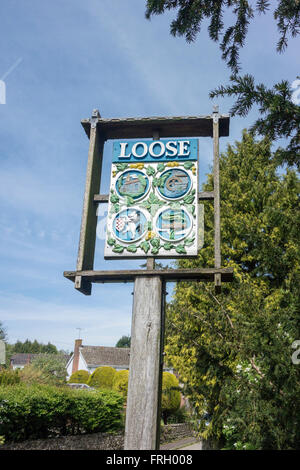 Loose Village Sign, Loose, Kent, England. Colourful sign outside the ...