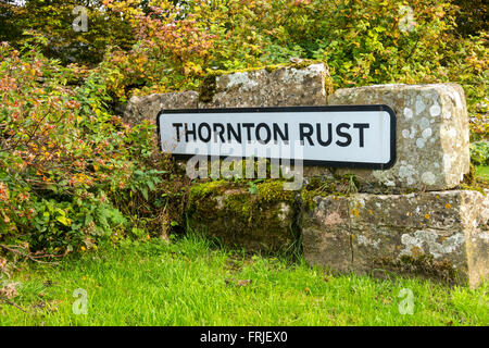 Aysgarth village, Wensleydale, Yorkshire Dales National Park, North ...