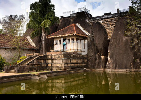 Sri Lanka Anuradhapura Isurumuni Rock Temple Monastery Museum sacred ...