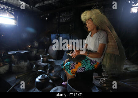 typical house in the Philippines Stock Photo - Alamy