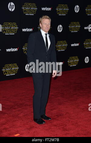 LOS ANGELES, CA - DECEMBER 3: Kevin Chacon at the season 2 world ...