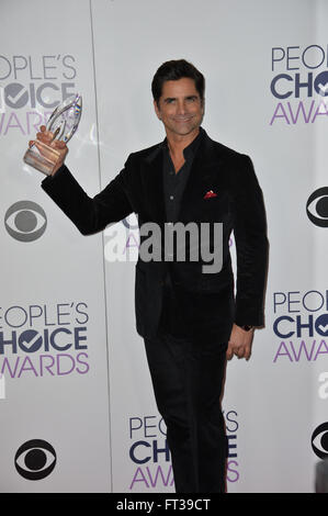 John Stamos at the People's Choice Awards 2017 at the Microsoft Theater ...