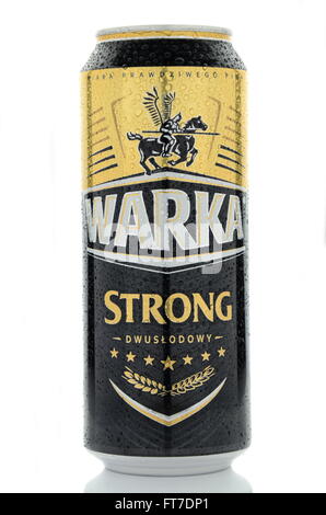 Beer can: Polish 'Strong Warka' Stock Photo - Alamy