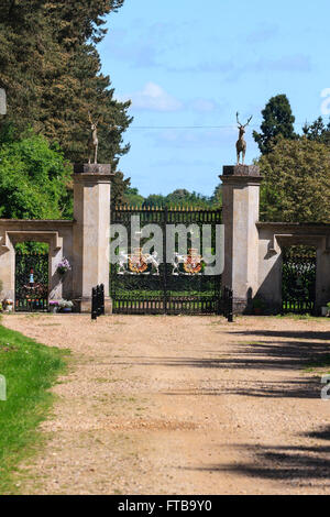 The beautiful Exton park gate house leading to Exton Hall, Exton ...