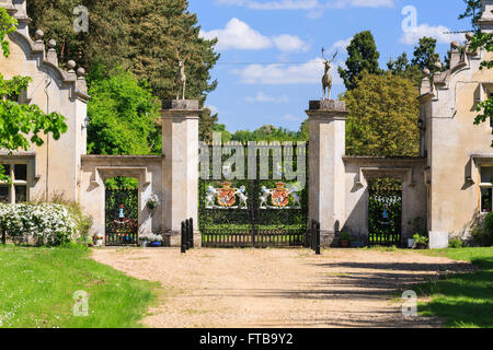 The beautiful Exton park gate house leading to Exton Hall, Exton ...