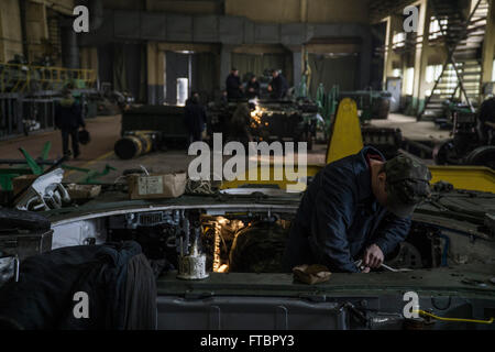 Tank repair works are carried out at the Lviv Armour Plant Stock Photo ...