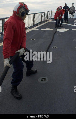 firefighting, flight deck, Safety, training Stock Photo - Alamy