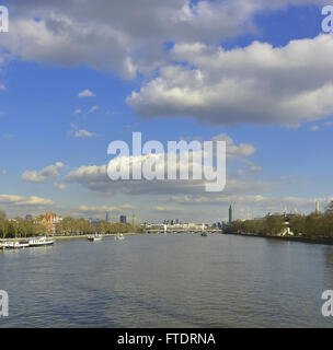 The Chelsea skyline on the River Thames at sunset with Tower West ...