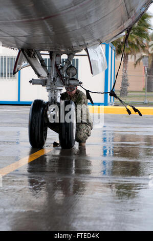 Support operations mechanics assigned 6th Civil Engineer Squadron ...