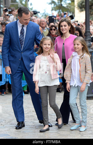Queen Letizia during the Easter Mass 2019 at the Cathedral of Palma de ...