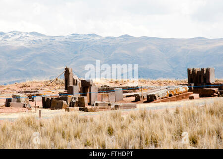 Puma Punku Stone Blocks - Bolivia Stock Photo - Alamy