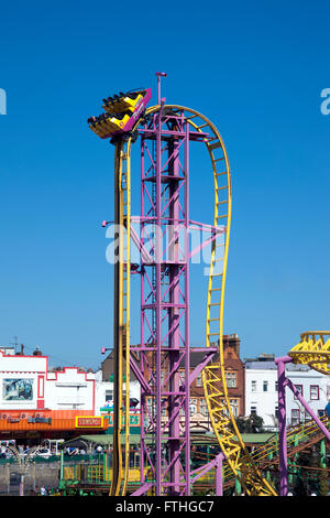 THE SKY DROP RIDE AT SOUTHEND ON SEA ADVENTURE ISLAND FUN THEME PARK ...
