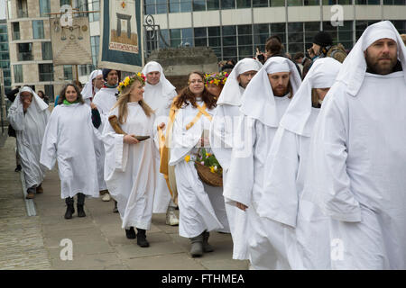 The Druid Order Spring Equinox ceremony held at Tower Hill Terrace in ...