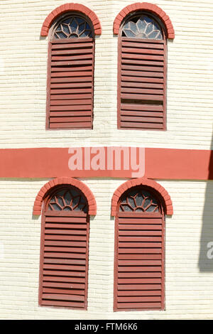Colonial windows at Vinales on Cuba Stock Photo - Alamy