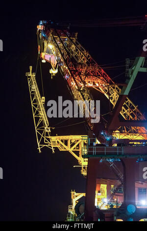 Oil torch installation on oil rig Stock Photo - Alamy