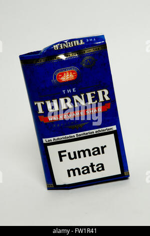 Turner Halfzware Shag Rolling Tobacco from Spain Stock Photo - Alamy
