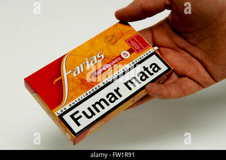 Farias Superior 5 Cigars Stock Photo - Alamy