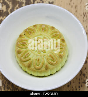 A round Chinese dim sum Stock Photo - Alamy