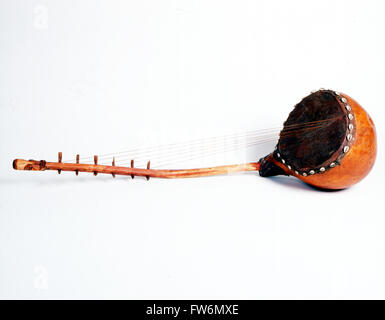 Bow harp - African instrument Stock Photo - Alamy