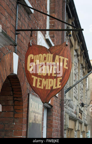 Chocolate love temple shop, Glastonbury, Somerset, England Stock Photo ...